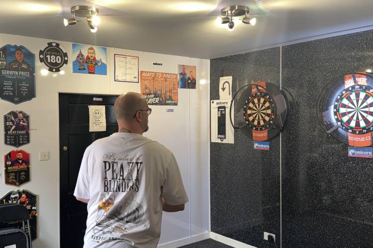 A conversation with Midlothian darts professional David ‘Razor’ Sharp ...